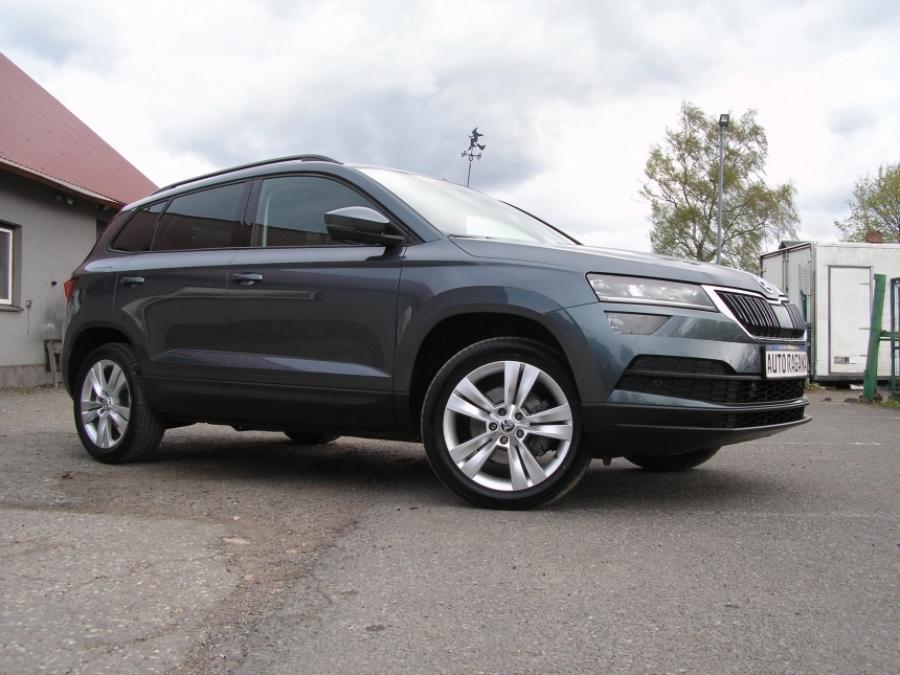 Pelēks Skoda Karoq 2019 Rīga, ar dzinēja tilpumu 2.00 L un nobraukumu 0 tūkst. km par 18950 €, foto 3 vietnē AUTOMOTO.COM.LV