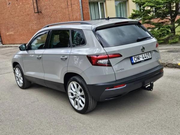 Grey Skoda Karoq 2019 in Jekabpils, with an engine capacity of 2.00 L and mileage of 283 thousand km for 12990 €, photo 9 on AUTOMOTO.COM.LV