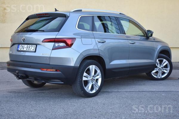 Pelēks Skoda Karoq 2019 Talsi, ar dzinēja tilpumu 2.00 L un nobraukumu 83 tūkst. km par 17500 €, foto 5 vietnē AUTOMOTO.COM.LV