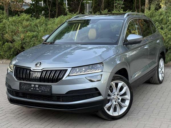 Grey Skoda Karoq 2019 in Prienai, with an engine capacity of 1.97 L and mileage of 146 thousand km for 16950 €, photo 6 on AUTOMOTO.COM.LV