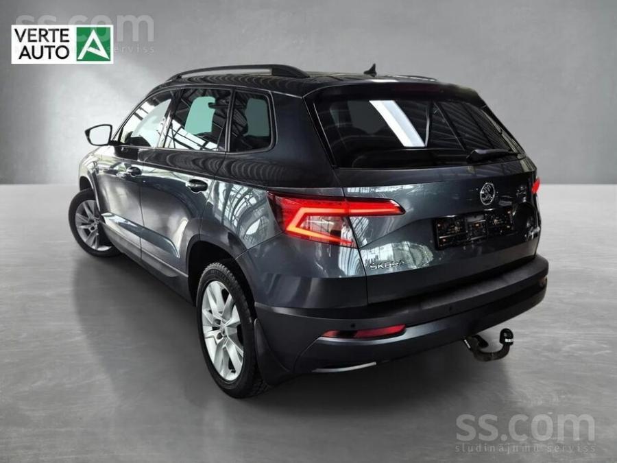 Pelēks Skoda Karoq 2019 Rīga, ar dzinēja tilpumu 2.00 L un nobraukumu 199 tūkst. km par 15990 €, foto 5 vietnē AUTOMOTO.COM.LV