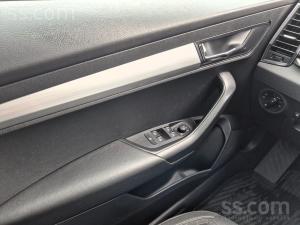 Pelēks Skoda Karoq 2019 Rīga, ar dzinēja tilpumu 2.00 L un nobraukumu 199 tūkst. km par 15990 €, foto 22 vietnē AUTOMOTO.COM.LV