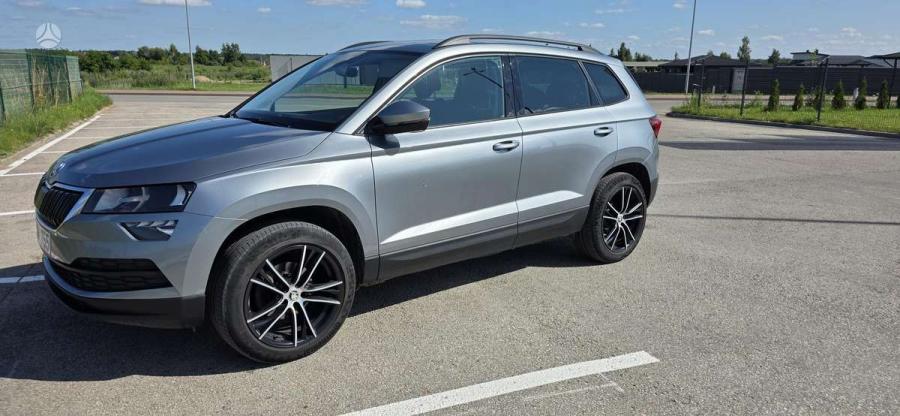 Pelēks Skoda Karoq 2019 Kauņa, ar dzinēja tilpumu 1.60 L un nobraukumu 300 tūkst. km par 10500 €, foto 3 vietnē AUTOMOTO.COM.LV