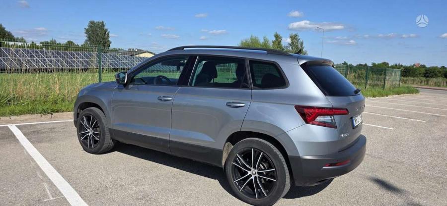 Pelēks Skoda Karoq 2019 Kauņa, ar dzinēja tilpumu 1.60 L un nobraukumu 300 tūkst. km par 10500 €, foto 14 vietnē AUTOMOTO.COM.LV