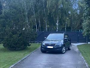 Grey Skoda Karoq 2019 in Vilnius, with an engine capacity of 1.60 L and mileage of 207 thousand km for 13200 €, photo 3 on AUTOMOTO.COM.LV