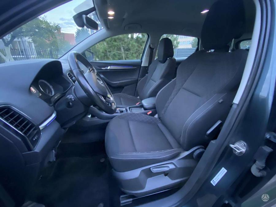 Grey Skoda Karoq 2019 in Vilnius, with an engine capacity of 1.60 L and mileage of 207 thousand km for 13200 €, photo 7 on AUTOMOTO.COM.LV