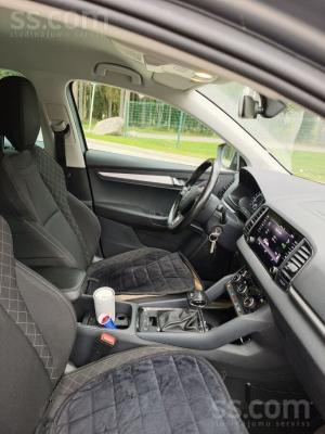 Grey Skoda Karoq 2019 in Limbazi, with an engine capacity of 1.60 L and mileage of 160 thousand km for 13000 €, photo 7 on AUTOMOTO.COM.LV