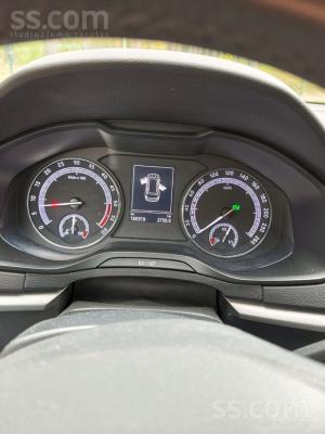 Grey Skoda Karoq 2019 in Limbazi, with an engine capacity of 1.60 L and mileage of 160 thousand km for 13000 €, photo 8 on AUTOMOTO.COM.LV