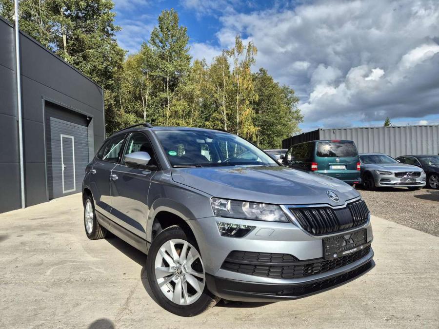 Pelēks Skoda Karoq 2019 Utena, ar dzinēja tilpumu 1.50 L un nobraukumu 176 tūkst. km par 13990 €, foto 3 vietnē AUTOMOTO.COM.LV