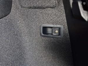 Pelēks Skoda Karoq 2019 Utena, ar dzinēja tilpumu 1.50 L un nobraukumu 176 tūkst. km par 13990 €, foto 37 vietnē AUTOMOTO.COM.LV