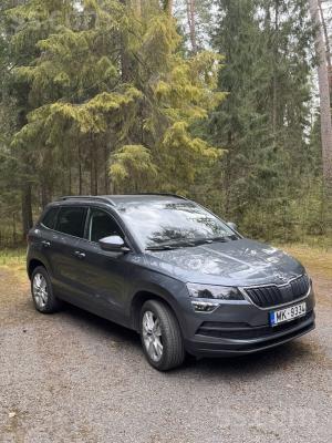 Grey Skoda Karoq 2020 in Valmiera, with an engine capacity of 2.00 L and mileage of 149 thousand km for 20900 €, photo 2 on AUTOMOTO.COM.LV