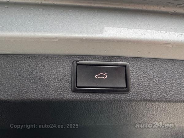 Pelēks Skoda Karoq 2020 Tallina, ar dzinēja tilpumu 1.50 L un nobraukumu 96 tūkst. km par 17900 €, foto 11 vietnē AUTOMOTO.COM.LV