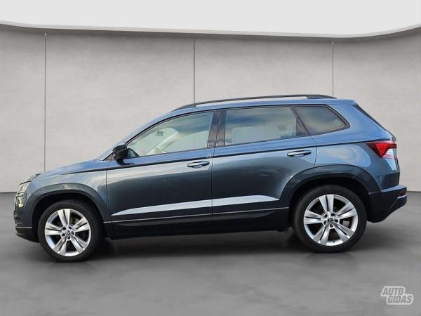 Pelēks Skoda Karoq 2020 Kauņa, ar dzinēja tilpumu 1.50 L un nobraukumu 98 tūkst. km par 24718 €, foto 2 vietnē AUTOMOTO.COM.LV