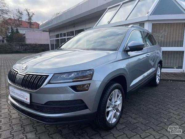 Grey Skoda Karoq 2020 in Kaunas, with an engine capacity of 1.50 L and mileage of 43 thousand km for 24439 €, photo 1 on AUTOMOTO.COM.LV