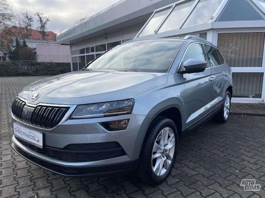 Grey Skoda Karoq 2020 in Kaunas, with an engine capacity of 1.50 L and mileage of 43 thousand km for 24439 €, photo 1 on AUTOMOTO.COM.LV