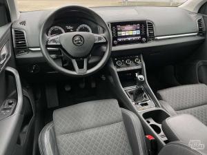 Grey Skoda Karoq 2020 in Kaunas, with an engine capacity of 1.50 L and mileage of 43 thousand km for 24439 €, photo 3 on AUTOMOTO.COM.LV