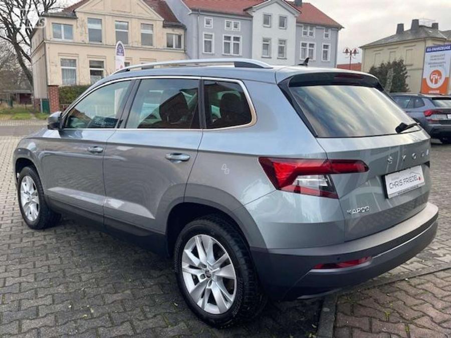 Grey Skoda Karoq 2020 in Kaunas, with an engine capacity of 1.50 L and mileage of 43 thousand km for 24439 €, photo 21 on AUTOMOTO.COM.LV