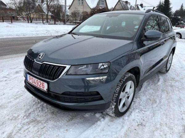 Grey Skoda Karoq 2020 in Kaunas, with an engine capacity of 1.50 L and mileage of 161 thousand km for 17100 €, photo 1 on AUTOMOTO.COM.LV