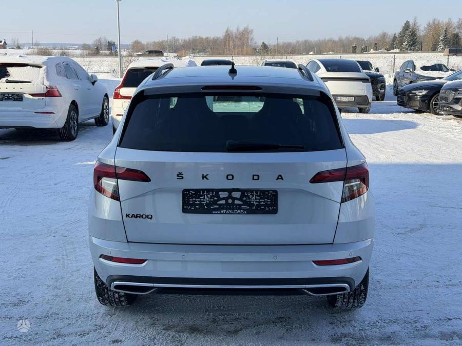 Pelēks Skoda Karoq 2020 Šauļi, ar dzinēja tilpumu 1.50 L un nobraukumu 179 tūkst. km par 18599 €, foto 7 vietnē AUTOMOTO.COM.LV