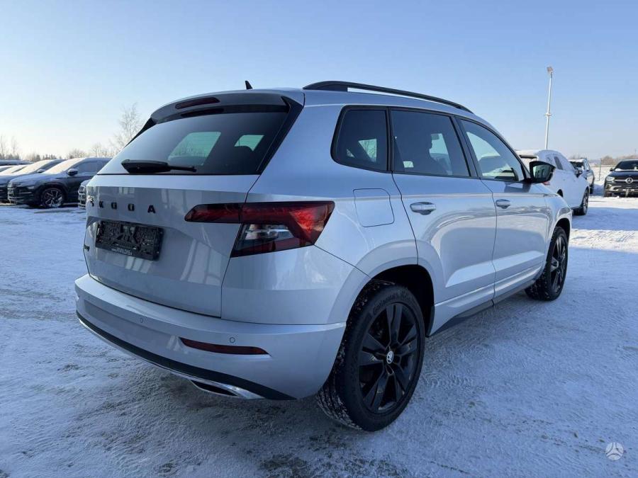 Pelēks Skoda Karoq 2020 Šauļi, ar dzinēja tilpumu 1.50 L un nobraukumu 179 tūkst. km par 18599 €, foto 8 vietnē AUTOMOTO.COM.LV