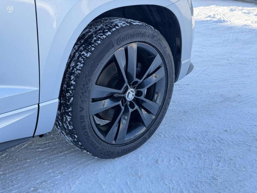 Pelēks Skoda Karoq 2020 Šauļi, ar dzinēja tilpumu 1.50 L un nobraukumu 179 tūkst. km par 18599 €, foto 9 vietnē AUTOMOTO.COM.LV