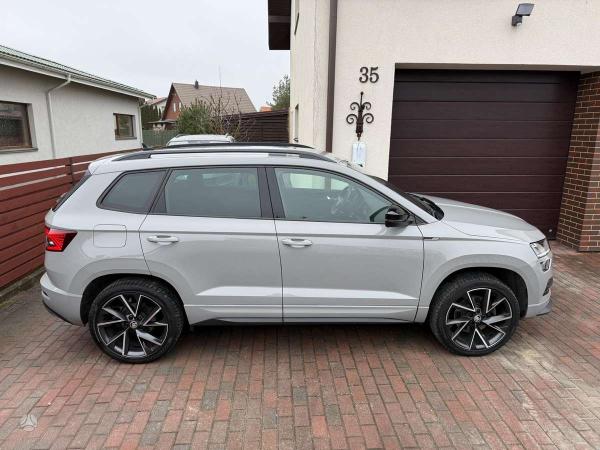 Pelēks Skoda Karoq 2020 Šauļi, ar dzinēja tilpumu 1.50 L un nobraukumu 193 tūkst. km par 18290 €, foto 5 vietnē AUTOMOTO.COM.LV