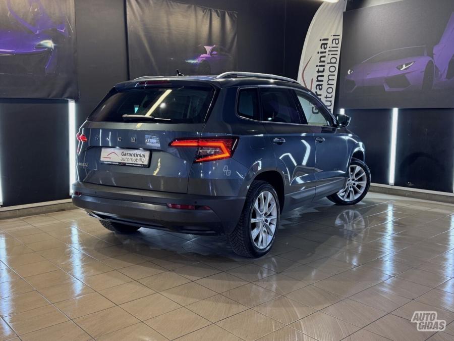 Pelēks Skoda Karoq 2020 Avižieniai, ar dzinēja tilpumu 1.50 L un nobraukumu 145 tūkst. km par 18500 €, foto 3 vietnē AUTOMOTO.COM.LV
