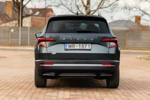 Grey Skoda Karoq 2020 in Jelgava, with an engine capacity of 1.50 L and mileage of 166 thousand km for 16599 €, photo 7 on AUTOMOTO.COM.LV