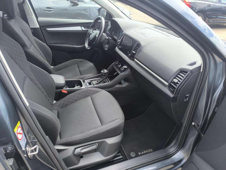 Grey Skoda Karoq 2020 in Panevezys, with an engine capacity of 1.97 L and mileage of 248 thousand km for 14500 €, photo 9 on AUTOMOTO.COM.LV