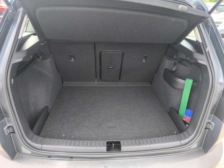 Grey Skoda Karoq 2020 in Panevezys, with an engine capacity of 1.97 L and mileage of 248 thousand km for 14500 €, photo 20 on AUTOMOTO.COM.LV