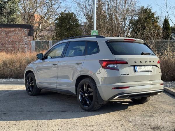 Grey Skoda Karoq 2020 in Riga, with an engine capacity of 2.00 L and mileage of 54 thousand km for 24700 €, photo 5 on AUTOMOTO.COM.LV
