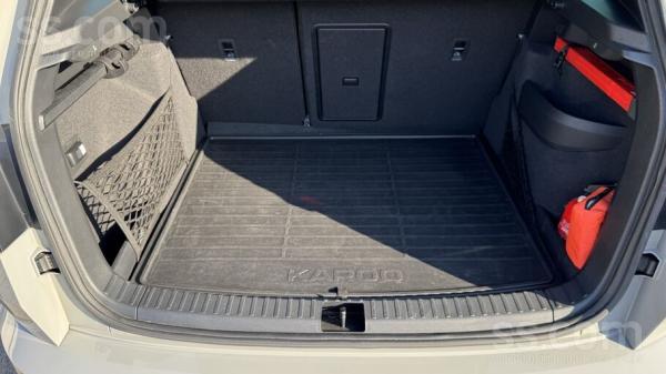 Grey Skoda Karoq 2020 in Riga, with an engine capacity of 2.00 L and mileage of 54 thousand km for 24700 €, photo 6 on AUTOMOTO.COM.LV