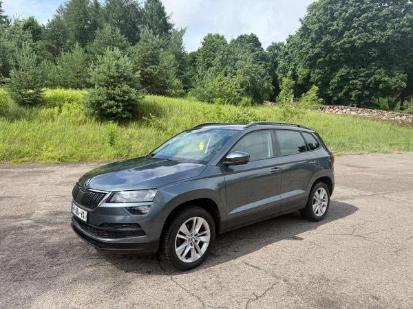 Pelēks Skoda Karoq 2020 Ukmergė, ar dzinēja tilpumu 1.60 L un nobraukumu 154 tūkst. km par 12300 €, foto 3 vietnē AUTOMOTO.COM.LV