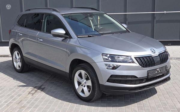 Pelēks Skoda Karoq 2020 Šauļi, ar dzinēja tilpumu 1.50 L un nobraukumu 217 tūkst. km par 15250 €, foto 1 vietnē AUTOMOTO.COM.LV
