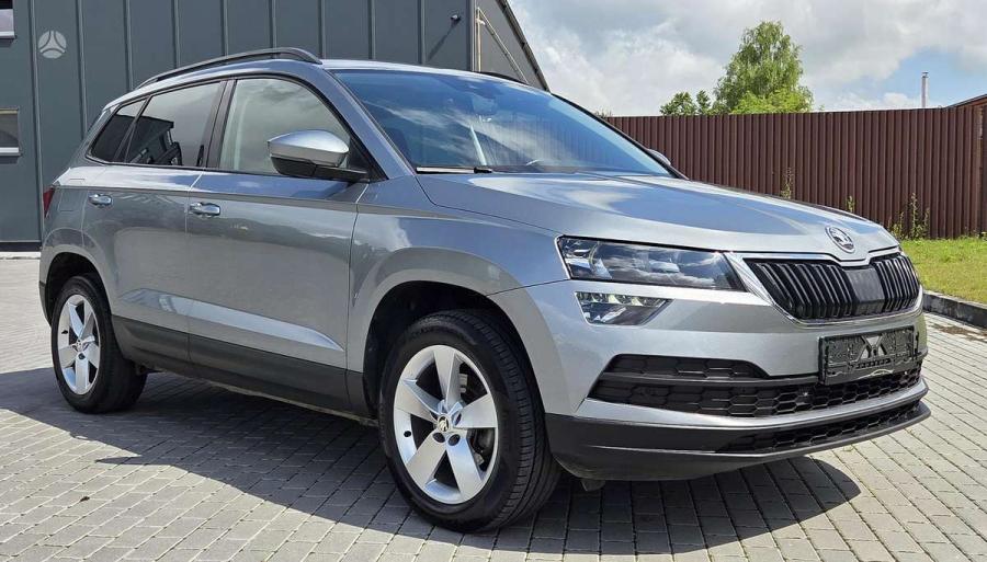 Pelēks Skoda Karoq 2020 Šauļi, ar dzinēja tilpumu 1.50 L un nobraukumu 217 tūkst. km par 15250 €, foto 6 vietnē AUTOMOTO.COM.LV