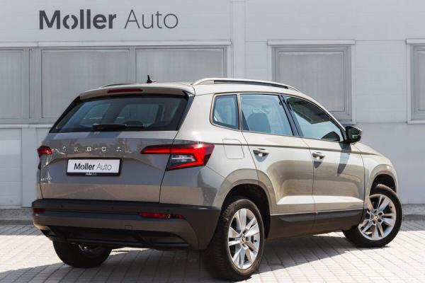 Серый Шкода Karoq 2020 в Вентспилс, объемом двигателя 1.50 л и пробегом 136 тыс. км за 18100 €, фото 5 на AUTOMOTO.COM.LV