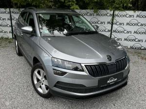 Grey Skoda Karoq 2020 in Vilnius, with an engine capacity of 1.97 L and mileage of 221 thousand km for 12900 €, photo 5 on AUTOMOTO.COM.LV