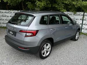 Grey Skoda Karoq 2020 in Vilnius, with an engine capacity of 1.97 L and mileage of 221 thousand km for 12900 €, photo 6 on AUTOMOTO.COM.LV