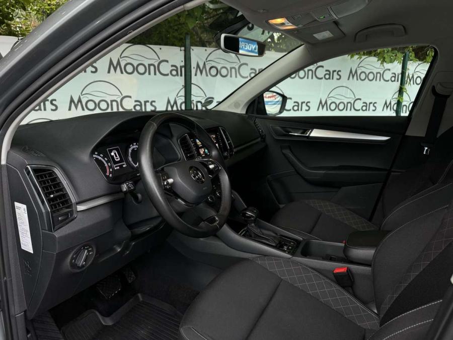 Grey Skoda Karoq 2020 in Vilnius, with an engine capacity of 1.97 L and mileage of 221 thousand km for 12900 €, photo 11 on AUTOMOTO.COM.LV