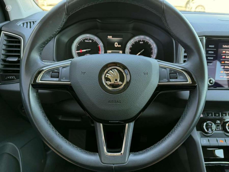 Pelēks Skoda Karoq 2020 Kauņa, ar dzinēja tilpumu 1.50 L un nobraukumu 203 tūkst. km par 14400 €, foto 7 vietnē AUTOMOTO.COM.LV