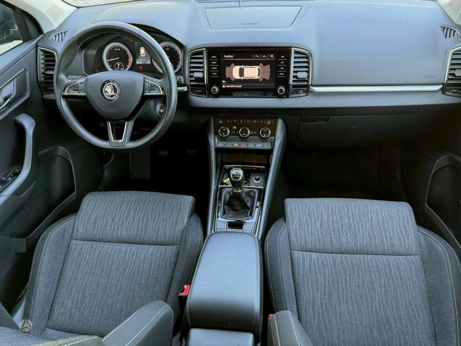 Pelēks Skoda Karoq 2020 Kauņa, ar dzinēja tilpumu 1.50 L un nobraukumu 203 tūkst. km par 14400 €, foto 10 vietnē AUTOMOTO.COM.LV