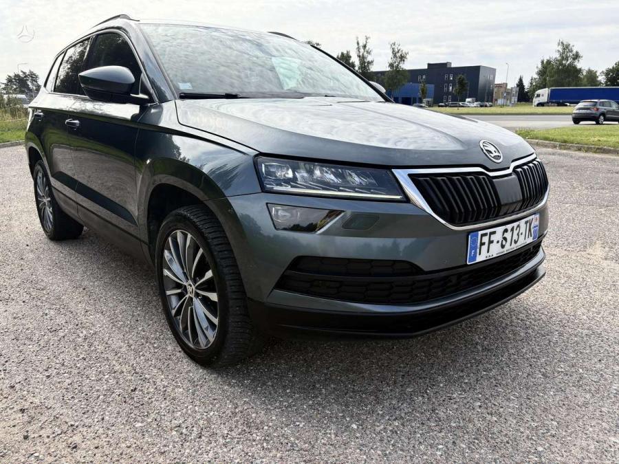 Pelēks Skoda Karoq 2020 Kauņa, ar dzinēja tilpumu 1.97 L un nobraukumu 205 tūkst. km par 12900 €, foto 3 vietnē AUTOMOTO.COM.LV