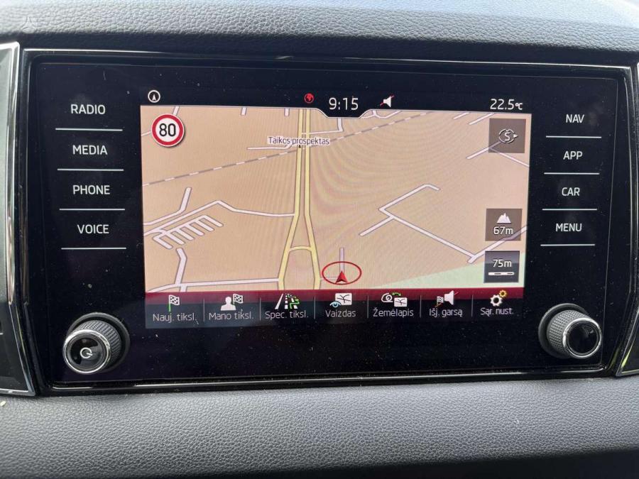 Pelēks Skoda Karoq 2020 Kauņa, ar dzinēja tilpumu 1.97 L un nobraukumu 205 tūkst. km par 12900 €, foto 15 vietnē AUTOMOTO.COM.LV