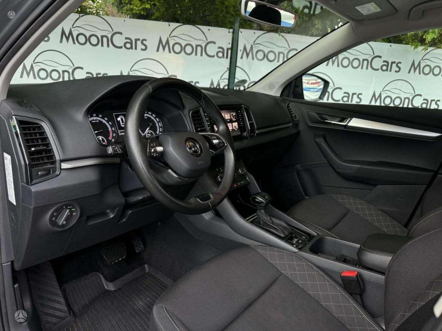 Grey Skoda Karoq 2020 in Vilnius, with an engine capacity of 1.60 L and mileage of 221 thousand km for 12900 €, photo 10 on AUTOMOTO.COM.LV