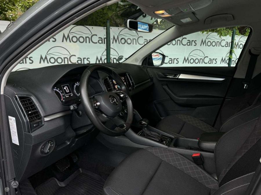 Grey Skoda Karoq 2020 in Vilnius, with an engine capacity of 1.60 L and mileage of 221 thousand km for 12900 €, photo 11 on AUTOMOTO.COM.LV