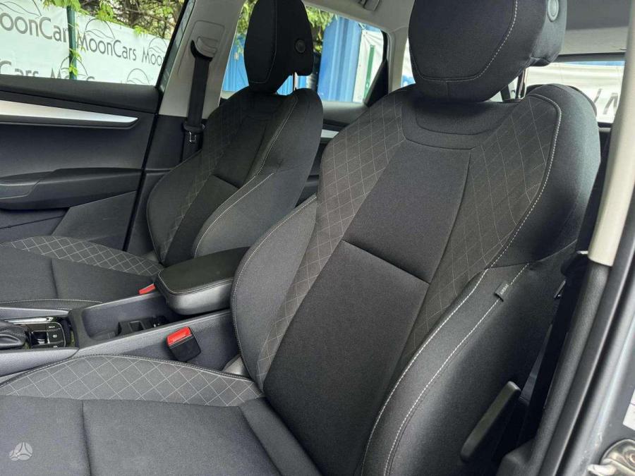 Grey Skoda Karoq 2020 in Vilnius, with an engine capacity of 1.60 L and mileage of 221 thousand km for 12900 €, photo 15 on AUTOMOTO.COM.LV