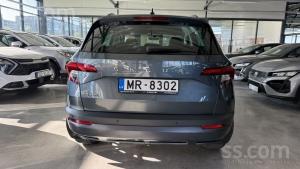 Pelēks Skoda Karoq 2020 Rīga, ar dzinēja tilpumu 1.50 L un nobraukumu 88 tūkst. km par 16900 €, foto 5 vietnē AUTOMOTO.COM.LV