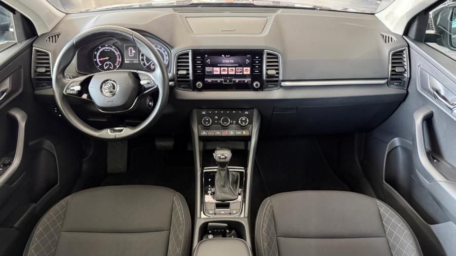 Grey Skoda Karoq 2020 in Riga, with an engine capacity of 1.50 L and mileage of 88 thousand km for 16900 €, photo 18 on AUTOMOTO.COM.LV