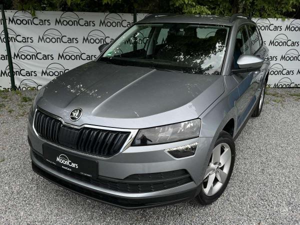 Grey Skoda Karoq 2020 in Vilnius, with an engine capacity of 1.97 L and mileage of 221 thousand km for 12700 €, photo 3 on AUTOMOTO.COM.LV