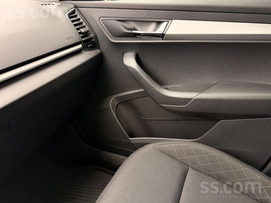 Pelēks Skoda Karoq 2020 Rīga, ar dzinēja tilpumu 1.50 L un nobraukumu 52 tūkst. km par 18990 €, foto 14 vietnē AUTOMOTO.COM.LV